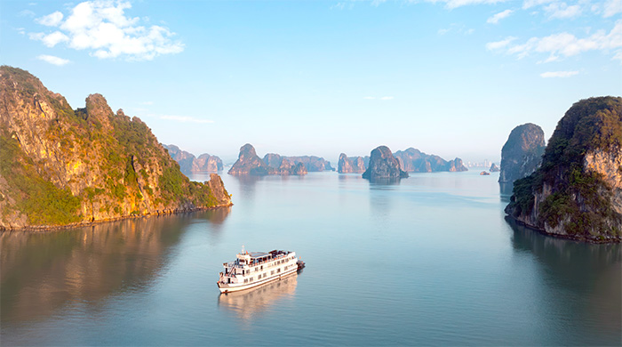 Cruises & Excursions | Mr Linh's Adventures